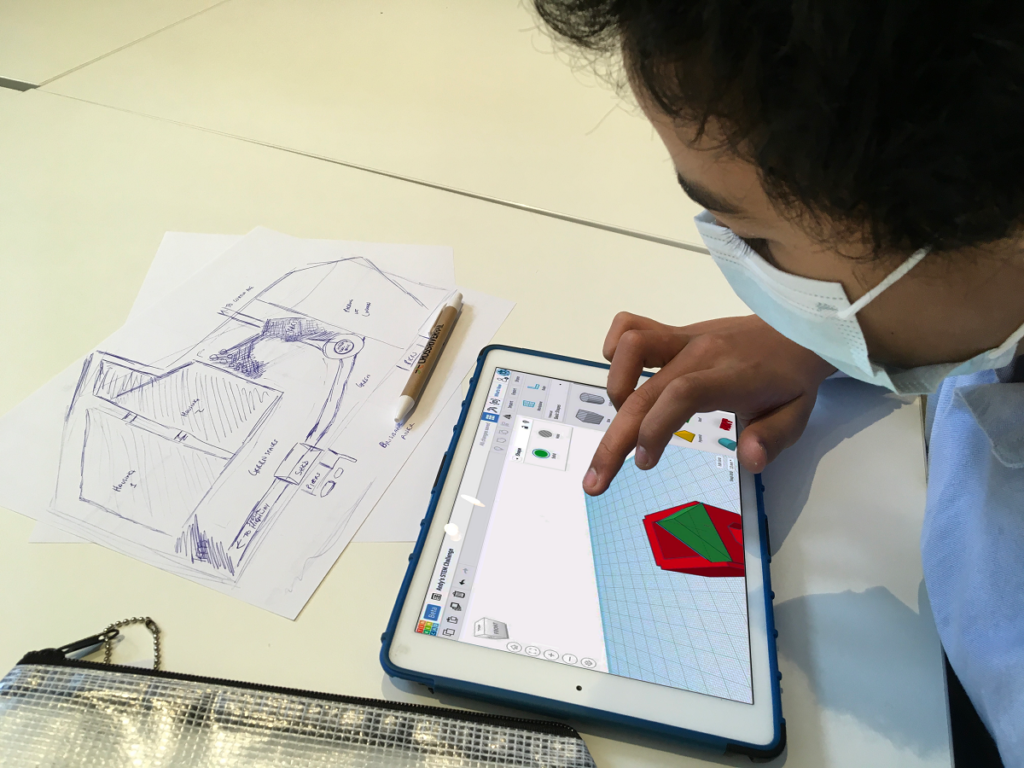 Design your own train station with TinkerCAD - Experience Centre